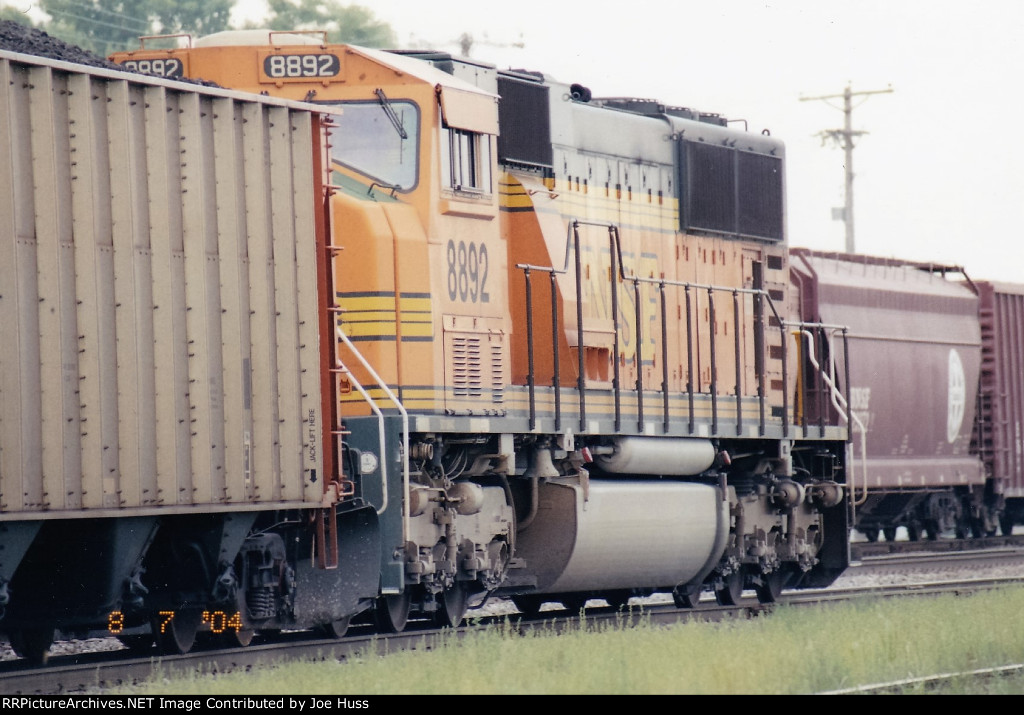 BNSF 8892 DPU